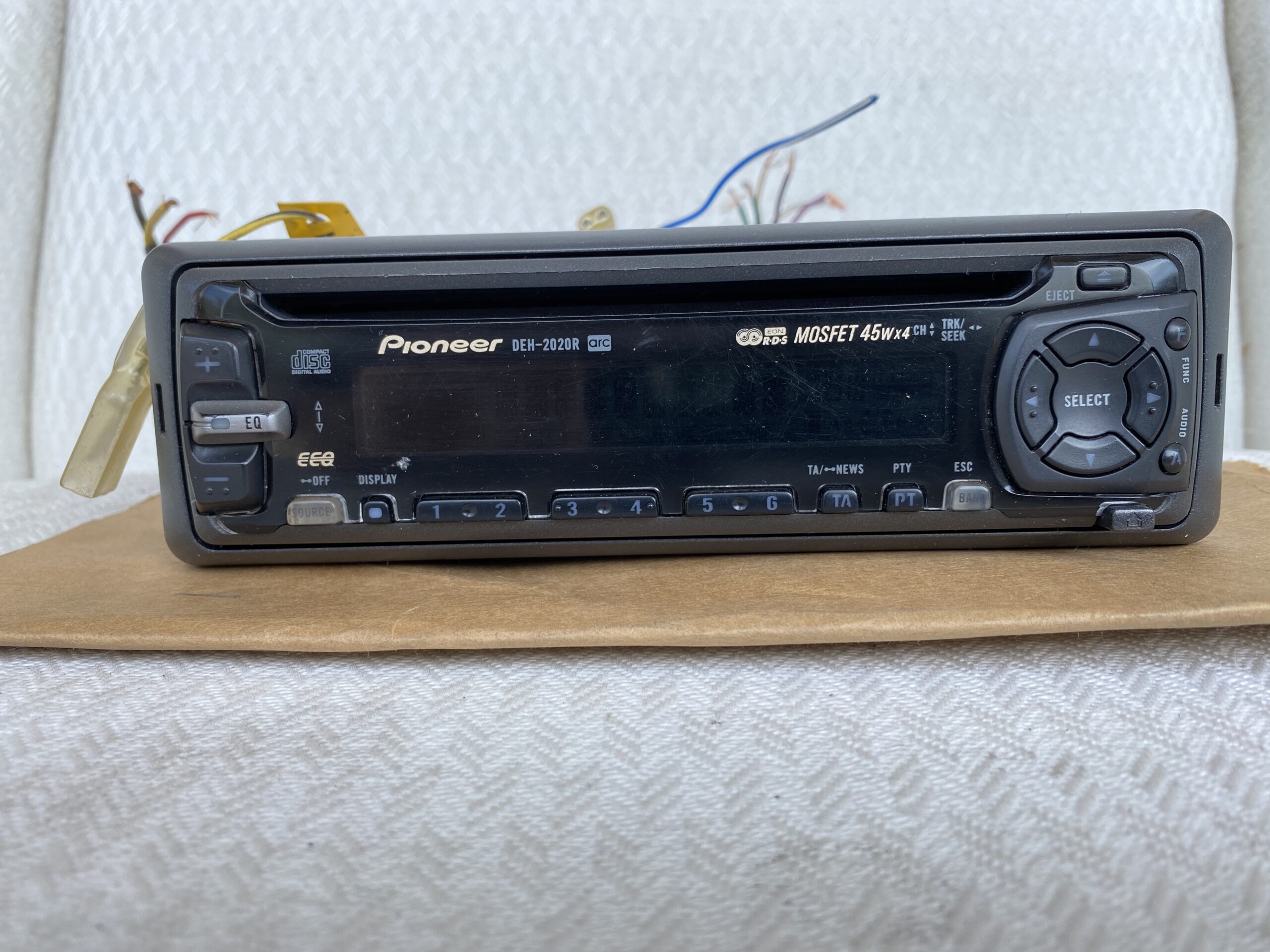 Pioneer DEH-2020R – Oldtimer Radios